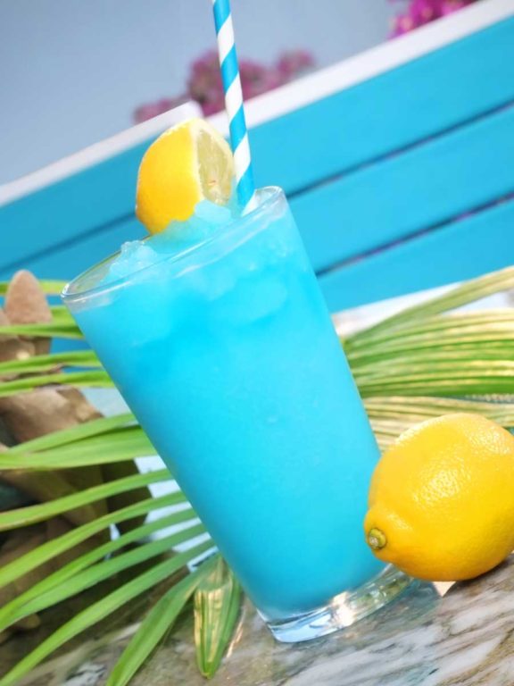 LIQUID Poolside Bar | Ocean Key Resort & Spa