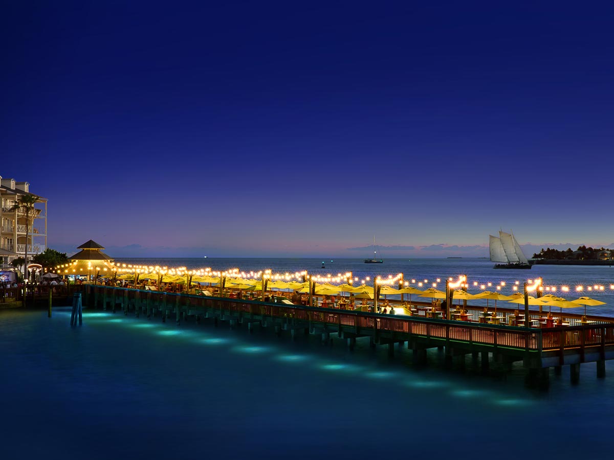 Sunset Pier | Bar in Key West | Ocean Key Resort & Spa