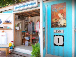 Sunset Pier | Bar in Key West | Ocean Key Resort & Spa